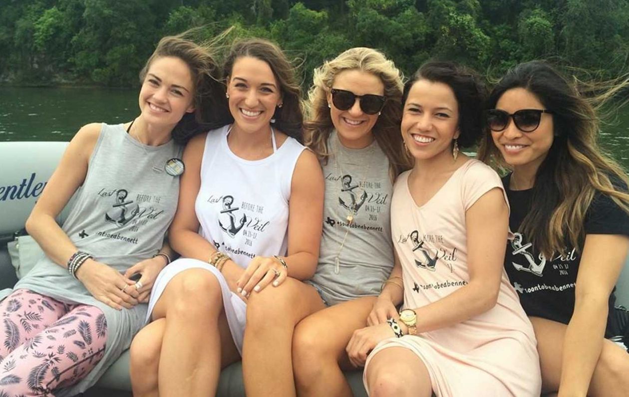 Austin Boat Rentals on Lake Austin & Lake Travis - Float On!