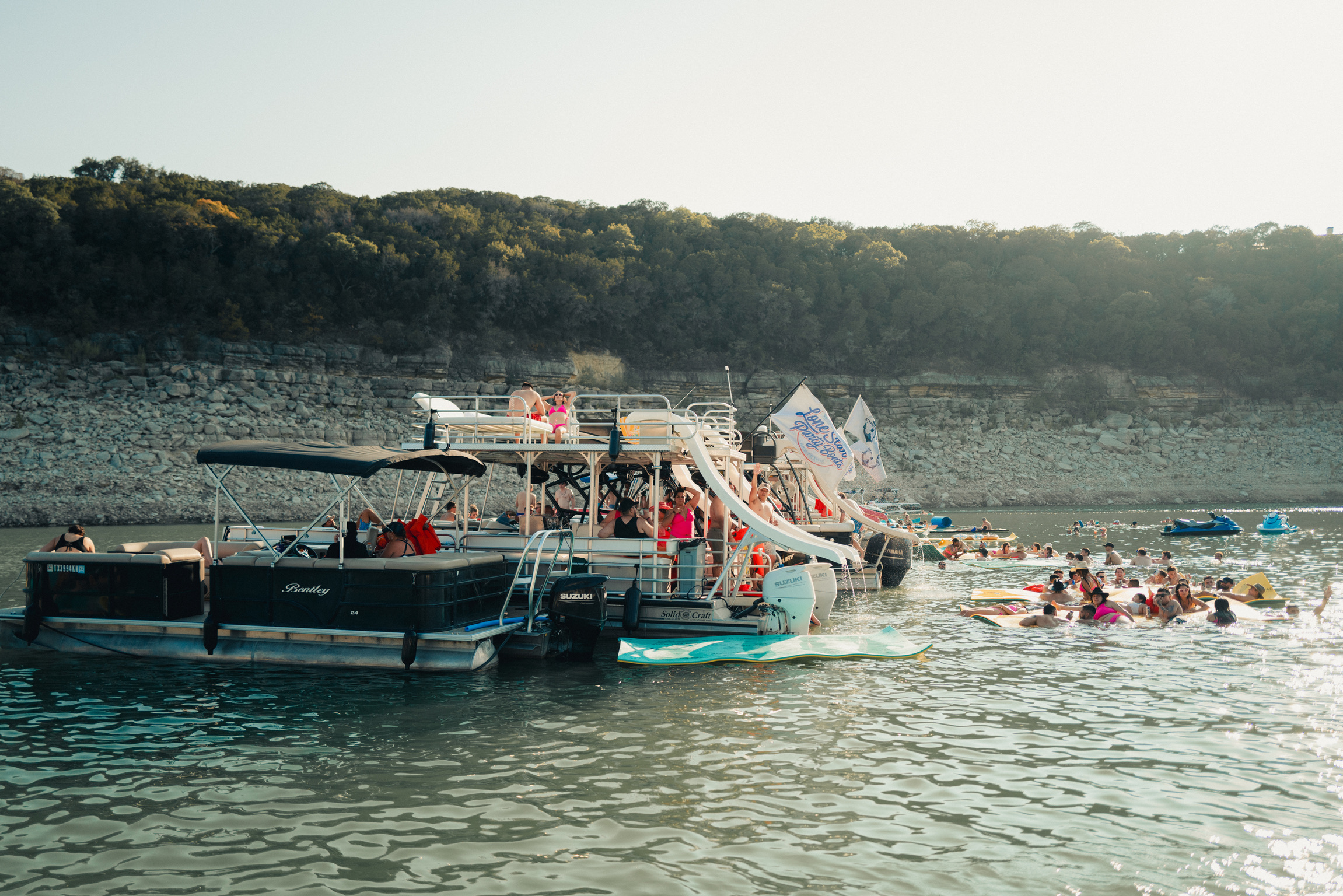 Lake Austin Boat Rentals and Lake Travis Boat Rentals