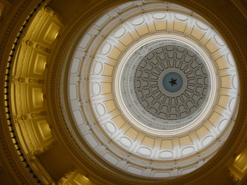 Guide to downtown Austin - Float On Boat Rentals